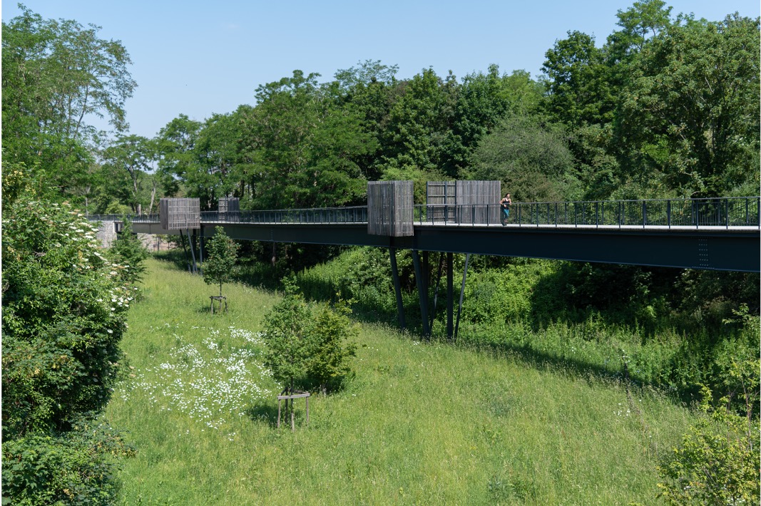 Balade à travers les parcs enchanteurs situés sur le territoire d'Est ...